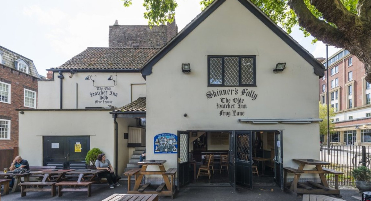 Bristol's oldest pub now only serving vegan meals - Animal Agriculture ...